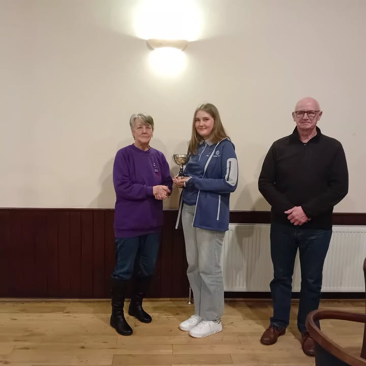 Young people recognised for Remembrance Parade turnout